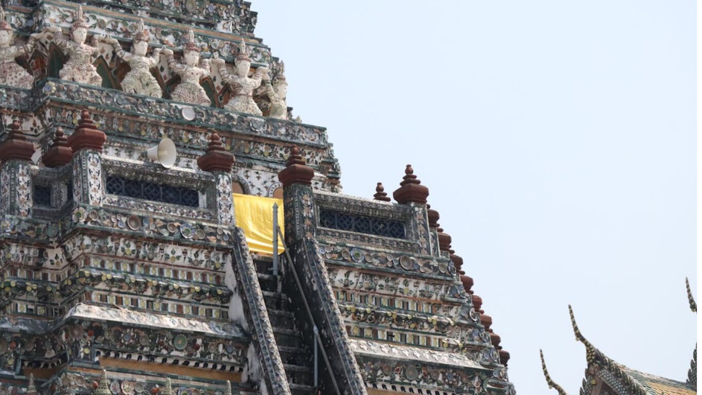 Wat Arun : The Complete Guide to the Temple of Dawn Bangkok