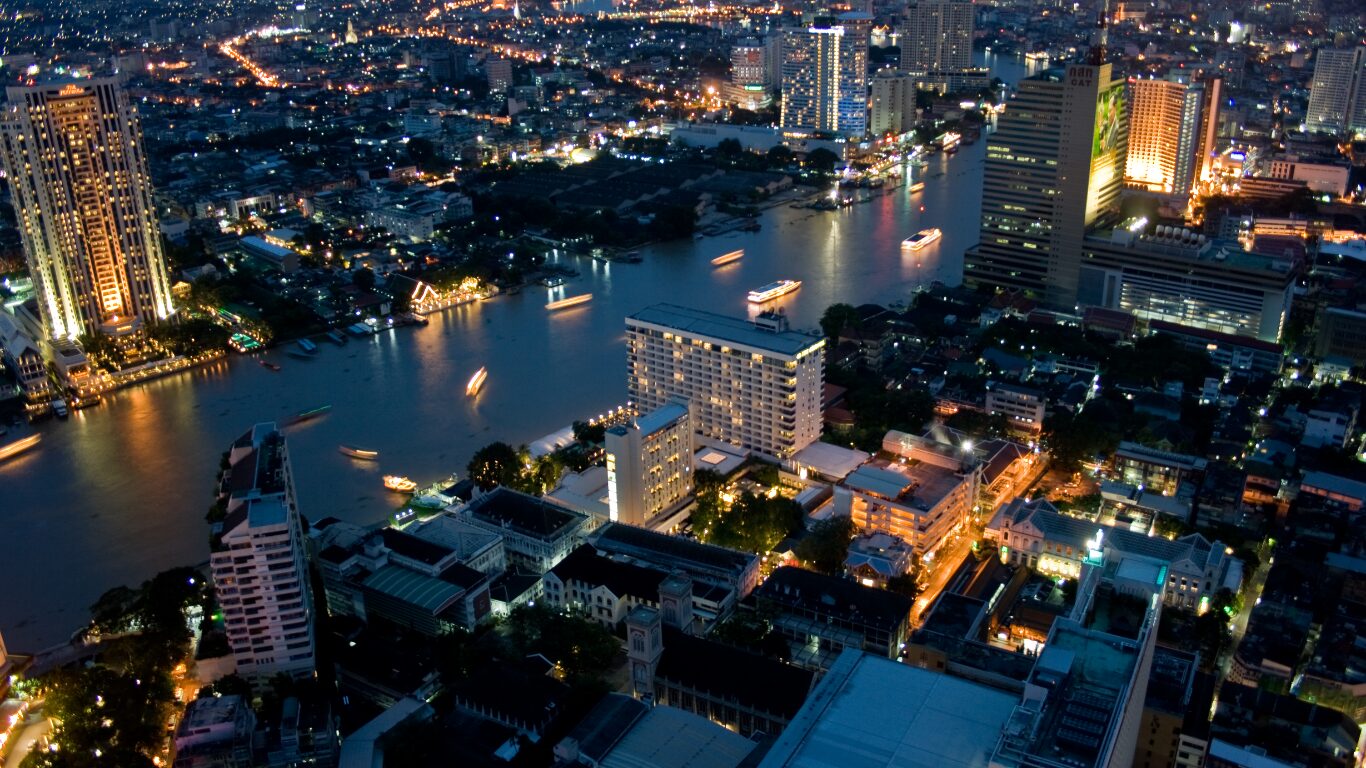 Best Area to Stay in Bangkok for First Timers